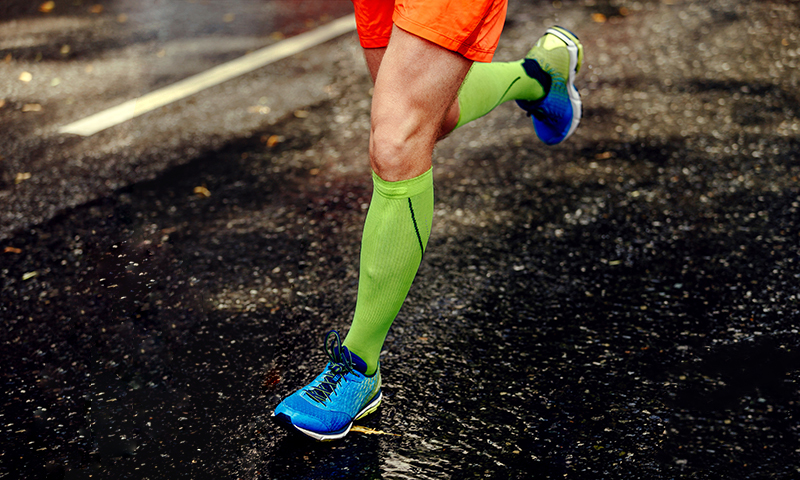 10 Best Running Socks | Best Athletic Socks for Runners | WalkJogRun
